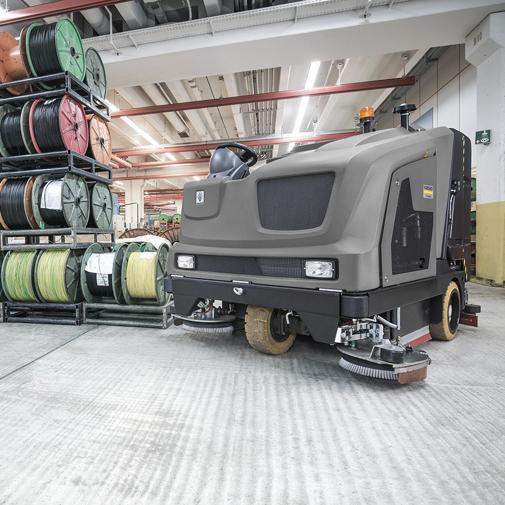 LAVADORA E SECADORA DE PISO KARCHER B 300 RI - karcher-center-altex