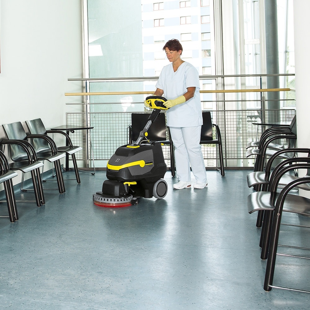 LAVADORA E SECADORA DE PISO KARCHER BD 38/12 C BATERIA LITHIUM ...